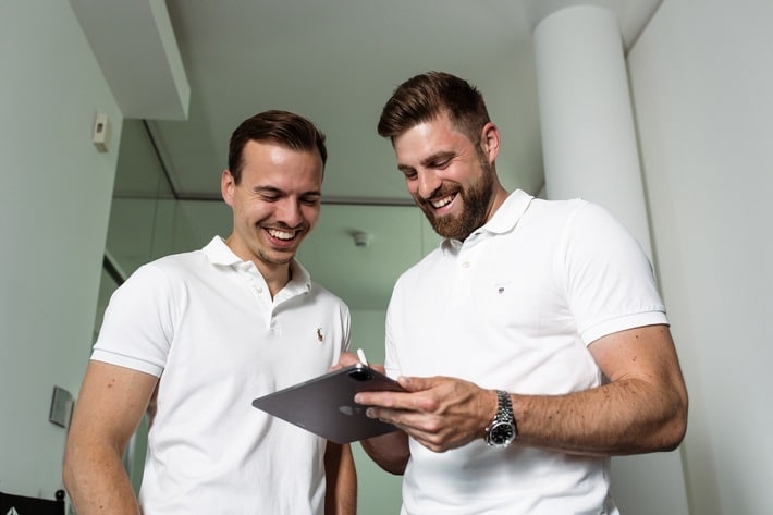 Ausbildungsabbrüche in der Pflege nehmen zu - Experte verrät, wie Unternehmen jetzt gegensteuern ...